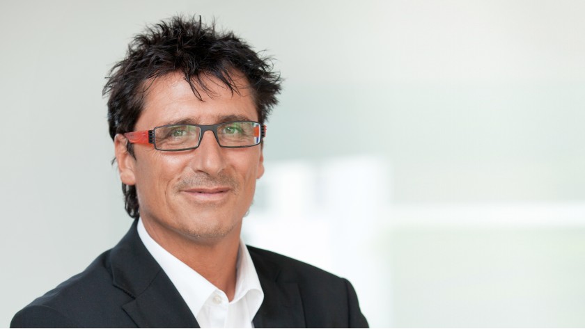 Hackenbroich geht an GFC: Finanzholding übernimmt Canon-Händler ...